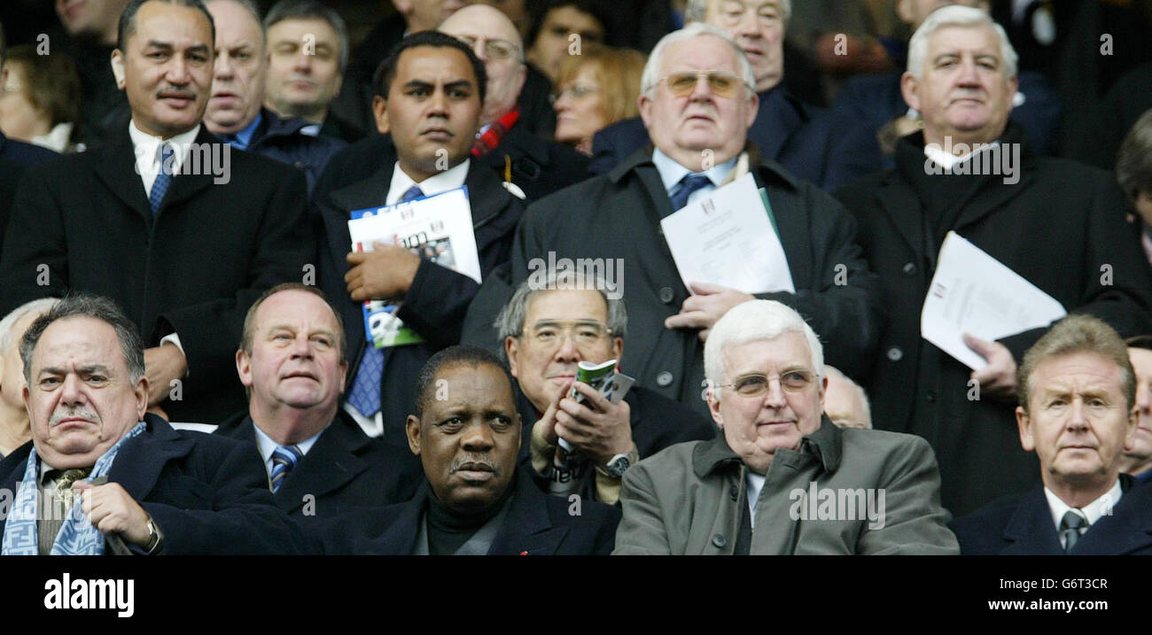 Directors box hi-res stock photography and images - Alamy