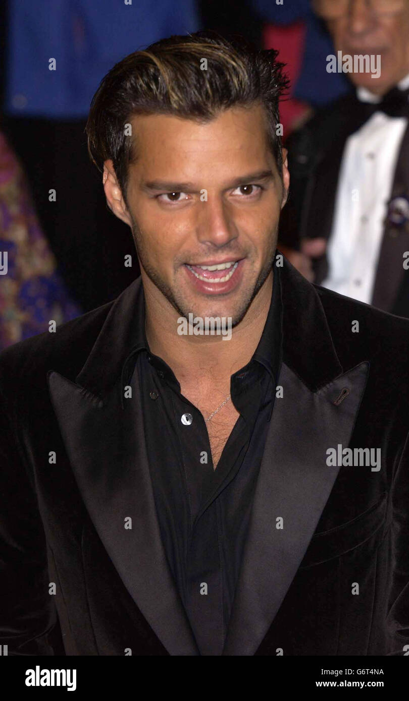 Ricky martin 2004 hi-res stock photography and images - Alamy