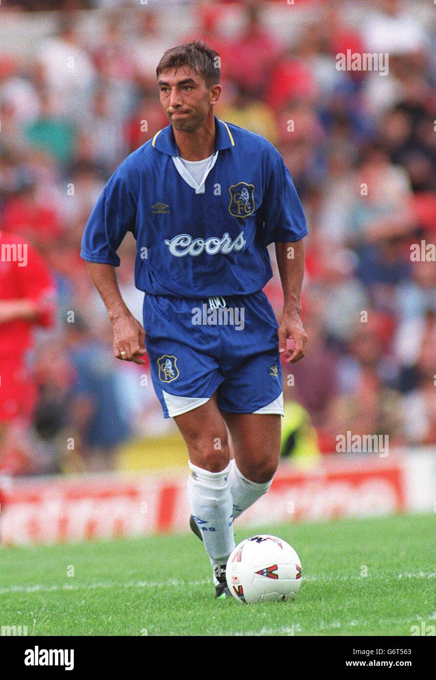 Soccer Friendly. Swindon Town v Chelsea. Roberto Di Matteo, Chelsea ...