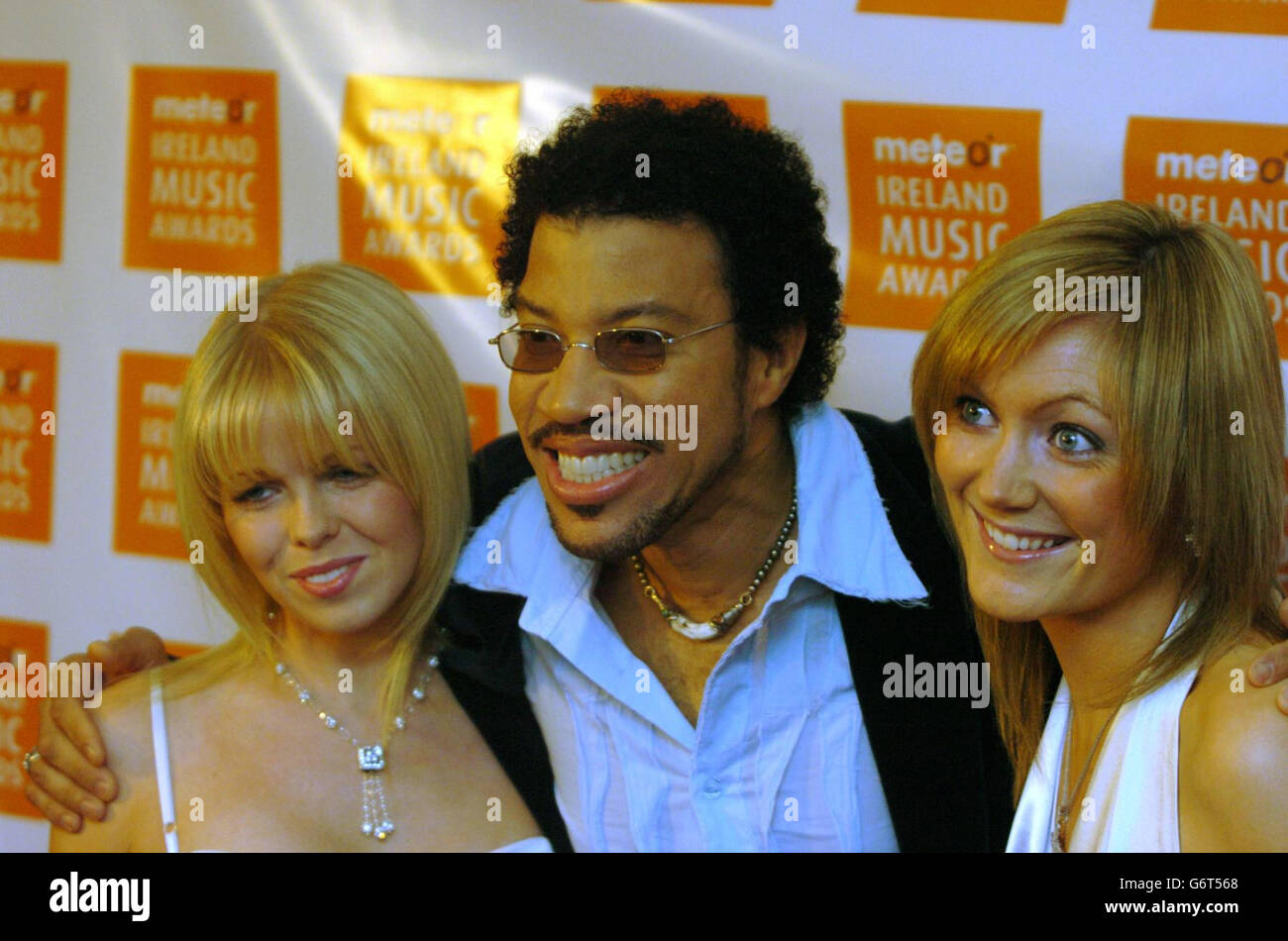 American singer, Lionel Richie with Irish Prime Ministers daughter and ...