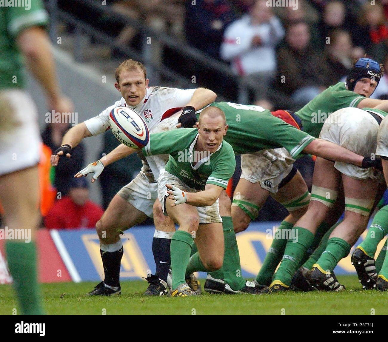 Rugby union rbs 6 nations match england v ireland twickenham hi-res ...