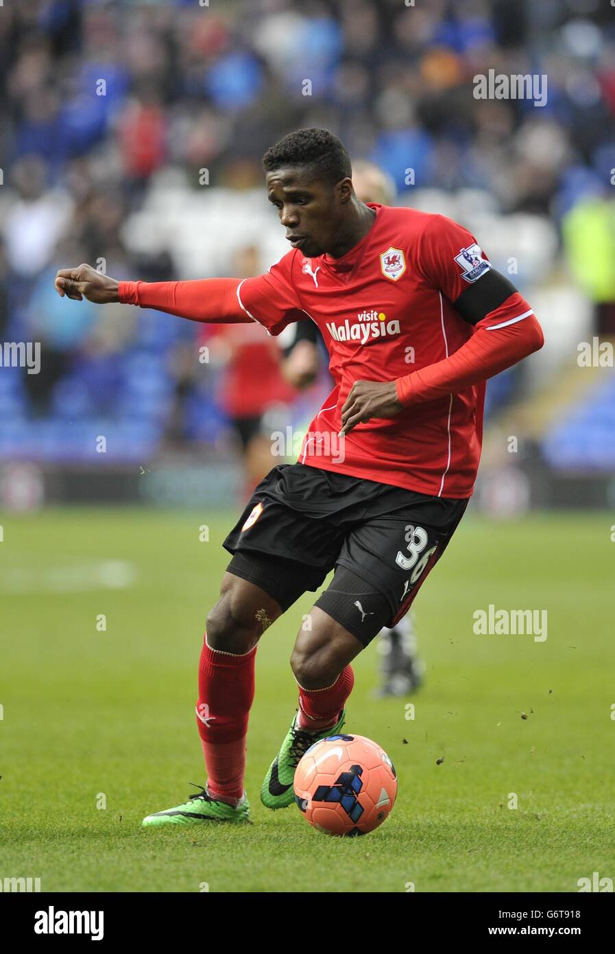 Cardiff citys wilfred zaha fa cup hi-res stock photography and images ...