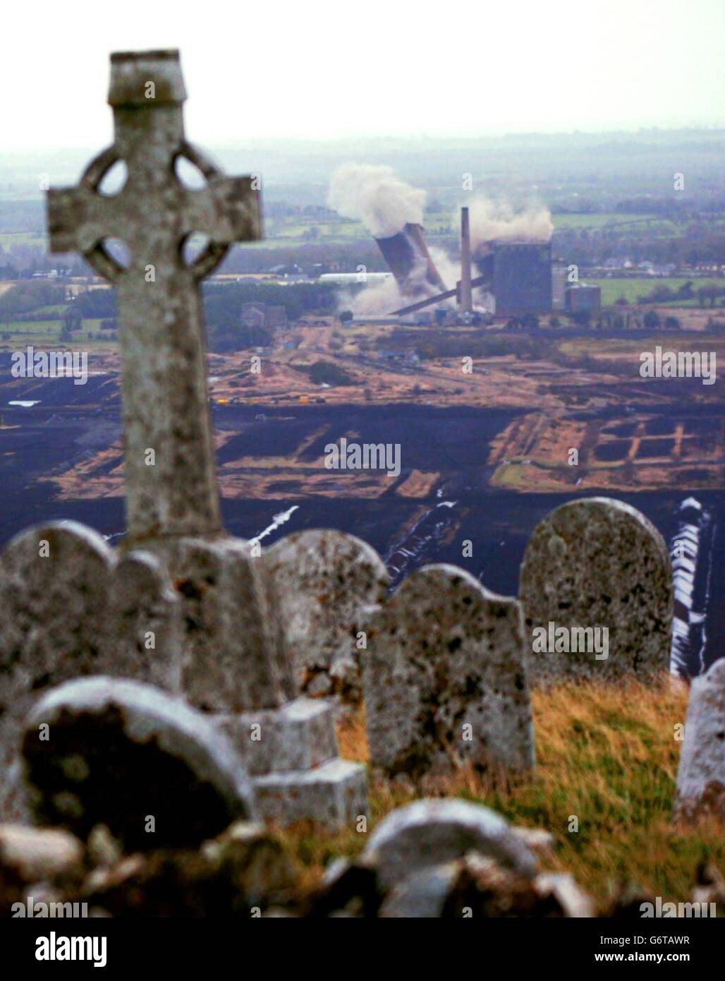 Demolition of the Rhode Power Station Stock Photo - Alamy