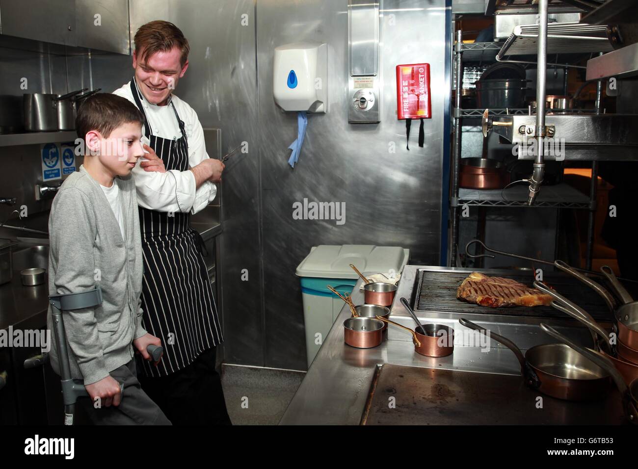 Bone cancer sufferer 12-year old Sam Collins from Ware, Hertfordshire ...