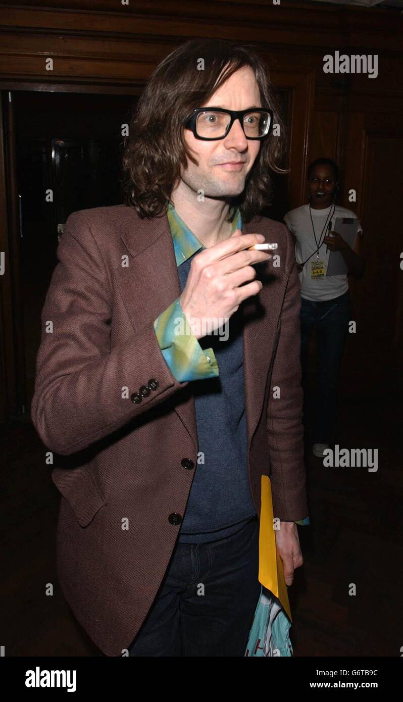 Showbiz pulp hi-res stock photography and images - Alamy