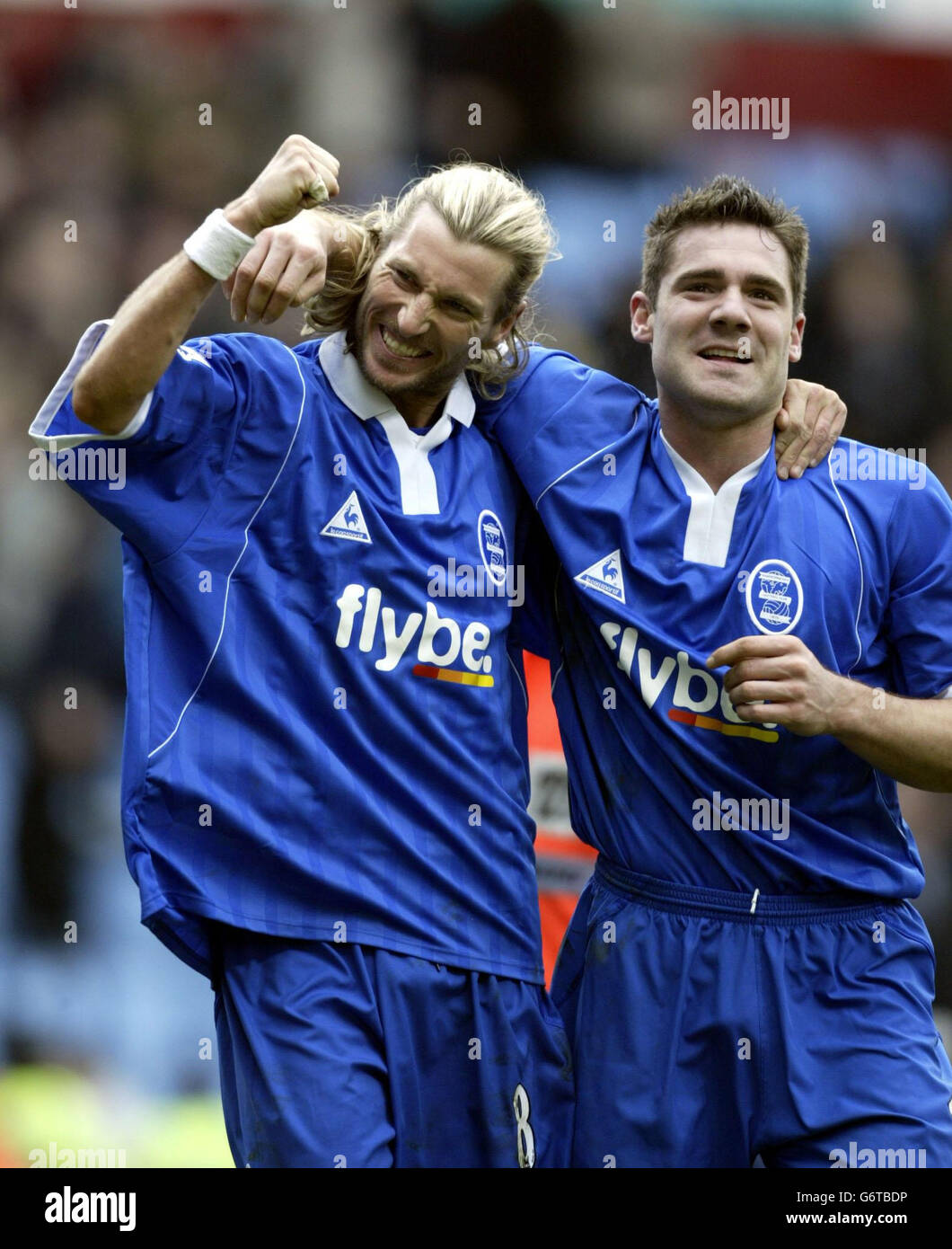 Sport football celebrating david dunn hi-res stock photography and ...