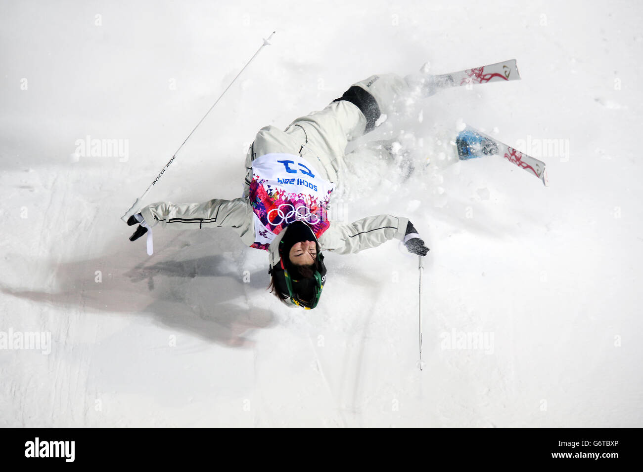 Australia's Nicole Parks crashes out in the ladies moguls training run ...