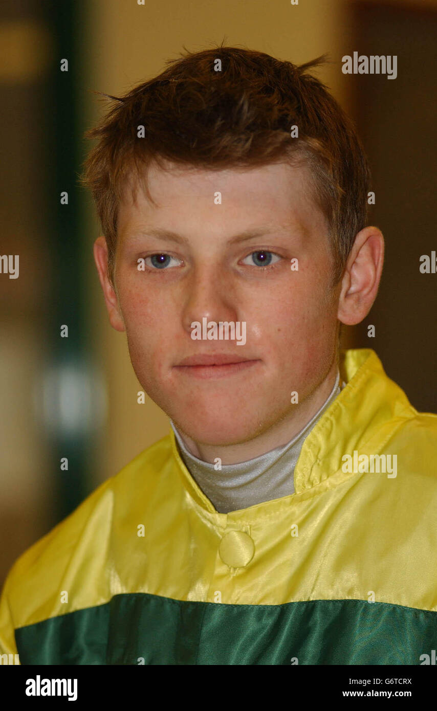 Horseracing p j makin phillip john makin jockeysheads pajockeyheads hi ...