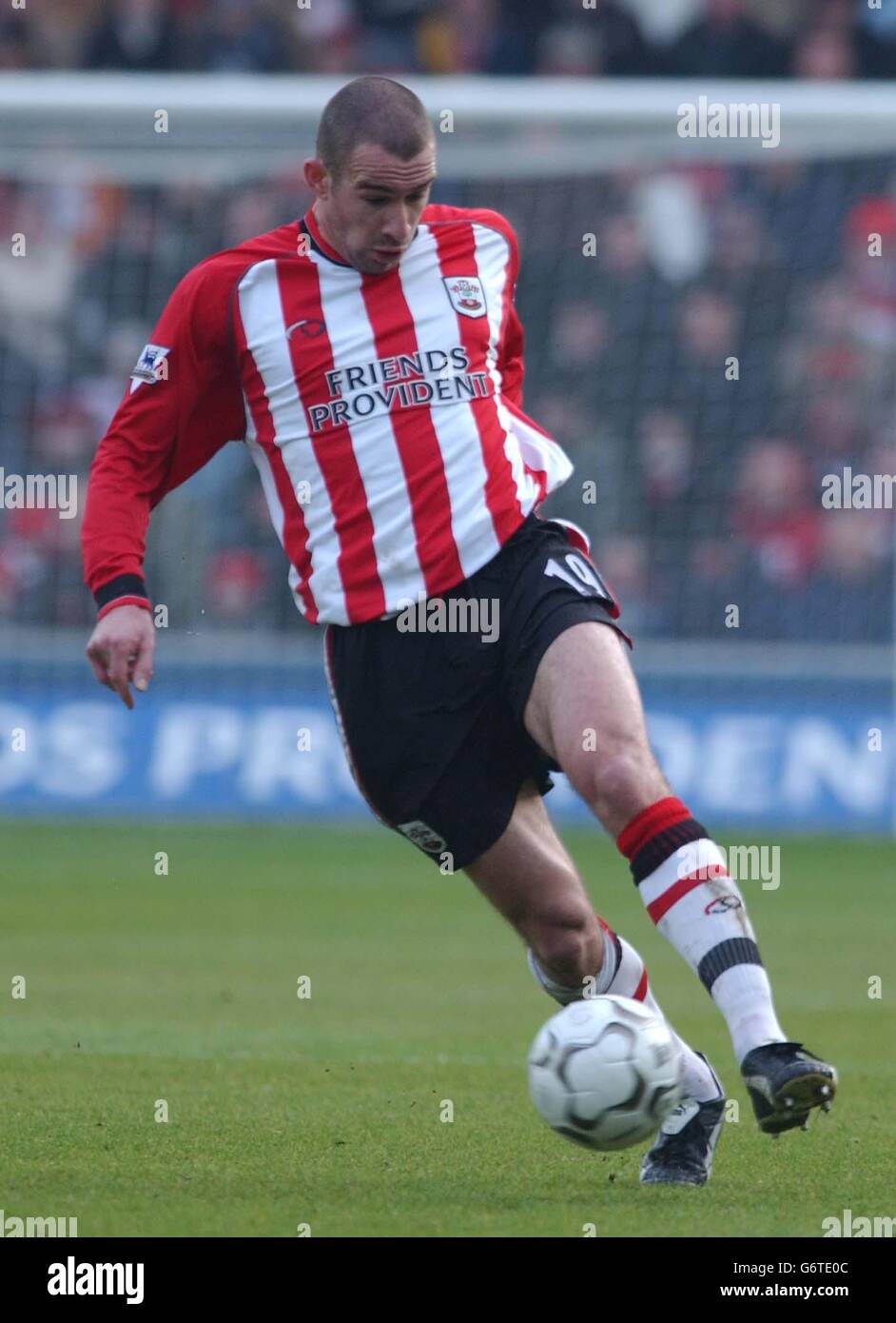 Sport football action danny higginbotham hi-res stock photography and ...