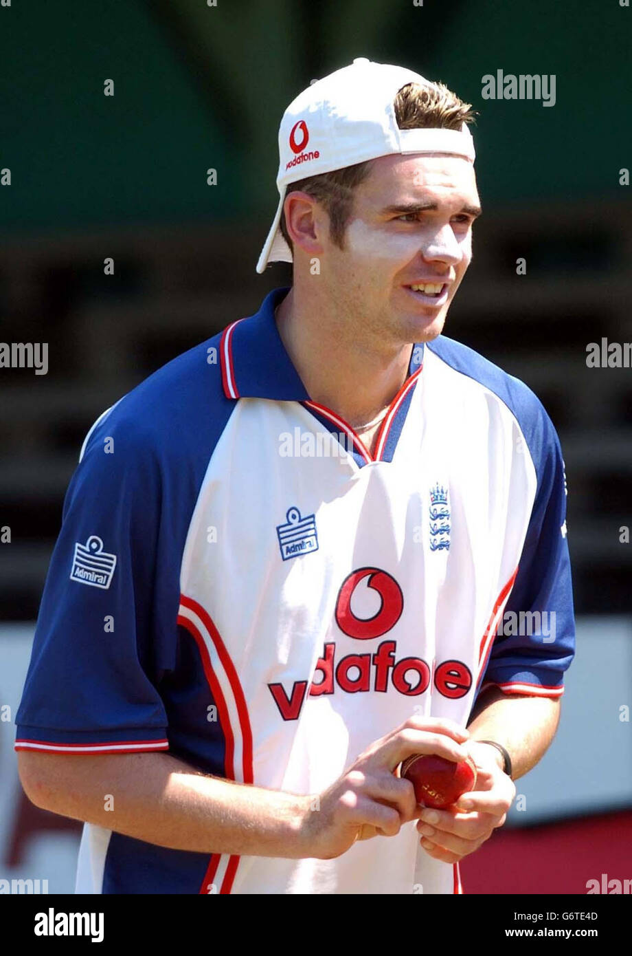 Cricket eng anderson hi-res stock photography and images - Alamy