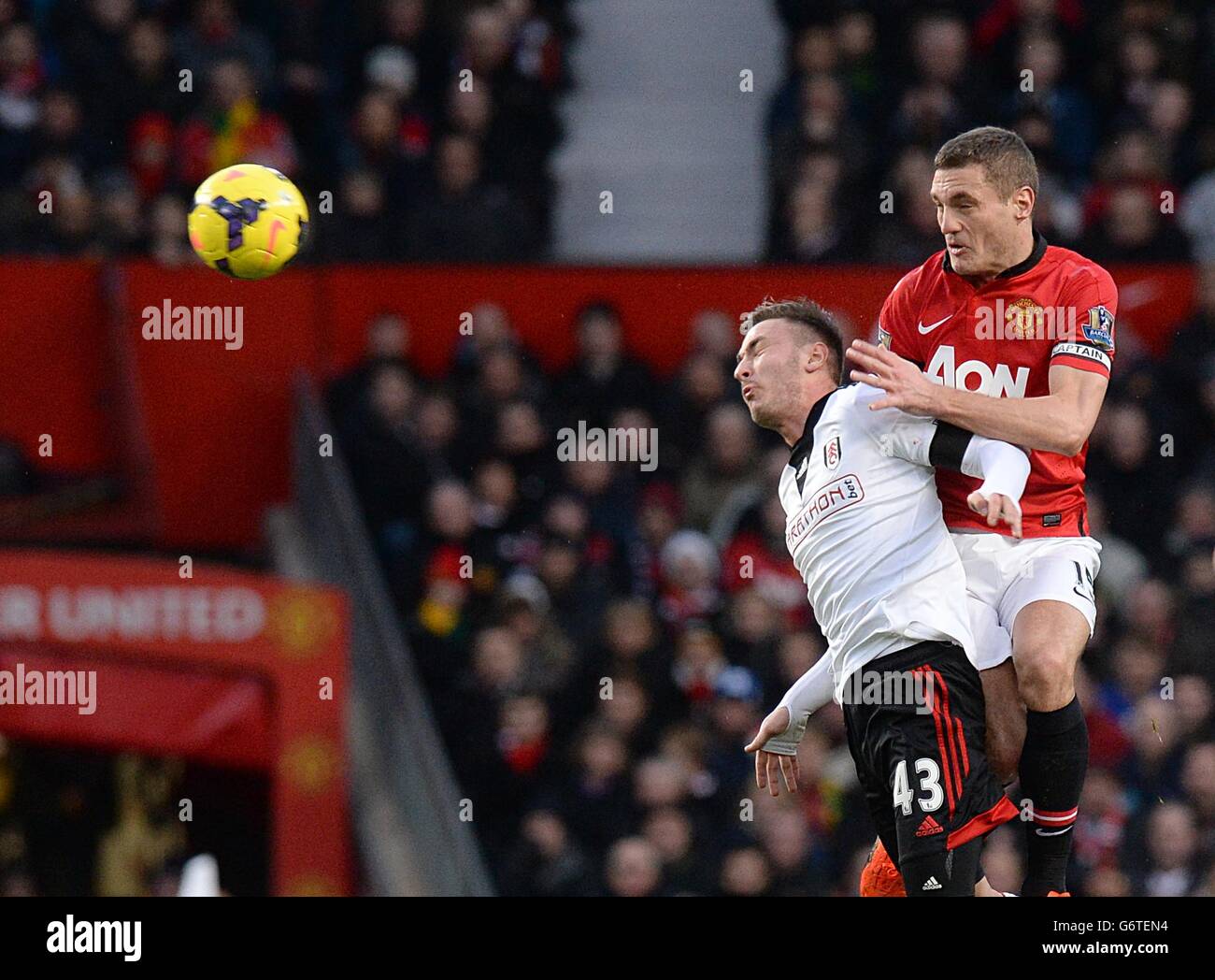Manchester united battle in mid air hi-res stock photography and images ...