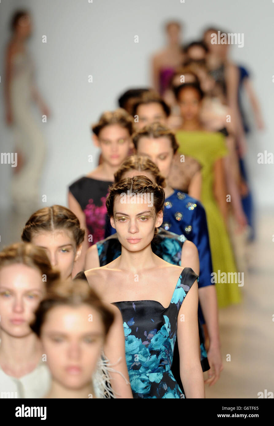 Lela Rose Catwalk - New York Fashion Week 2014 Stock Photo - Alamy
