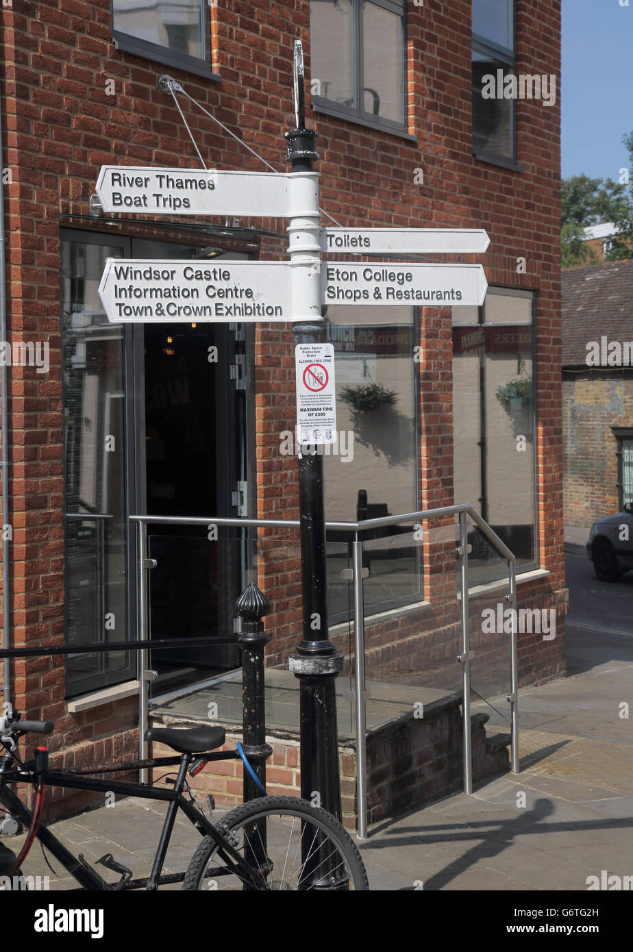 windsor eton sign post Stock Photo - Alamy