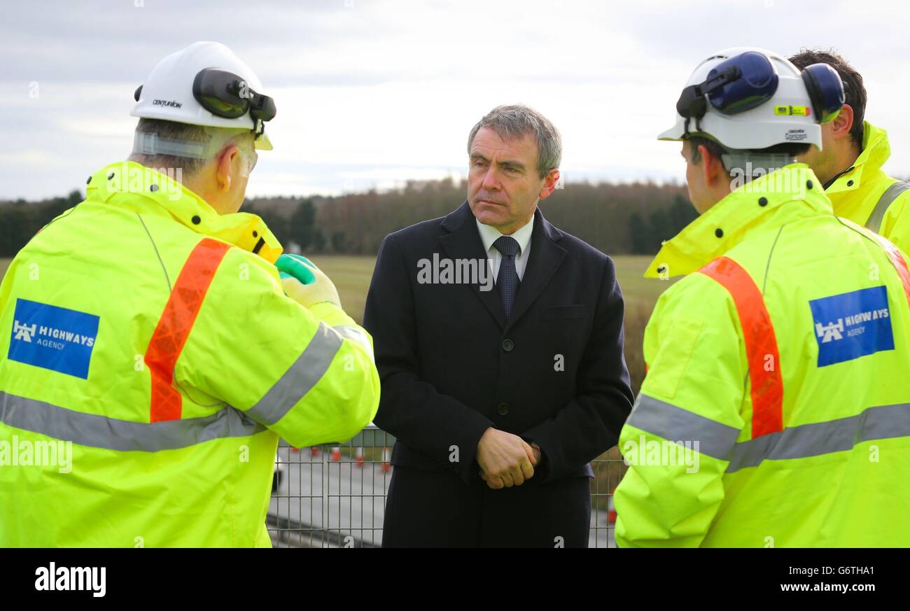 Transport Minister Robert Goodwill talks to Highway Agency engineers ...