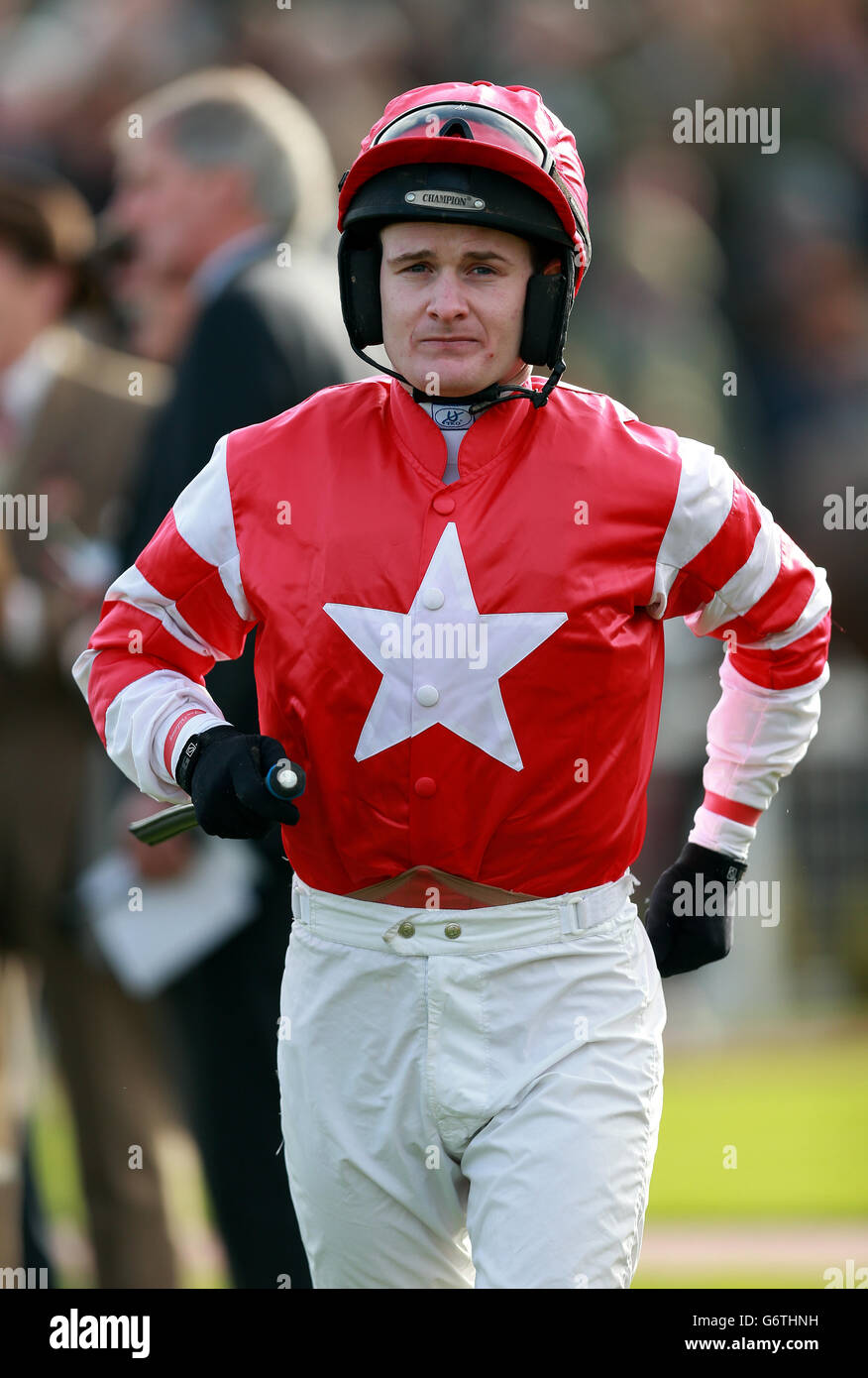 Jockey r j jones at cheltenham racecourse hi-res stock photography and ...