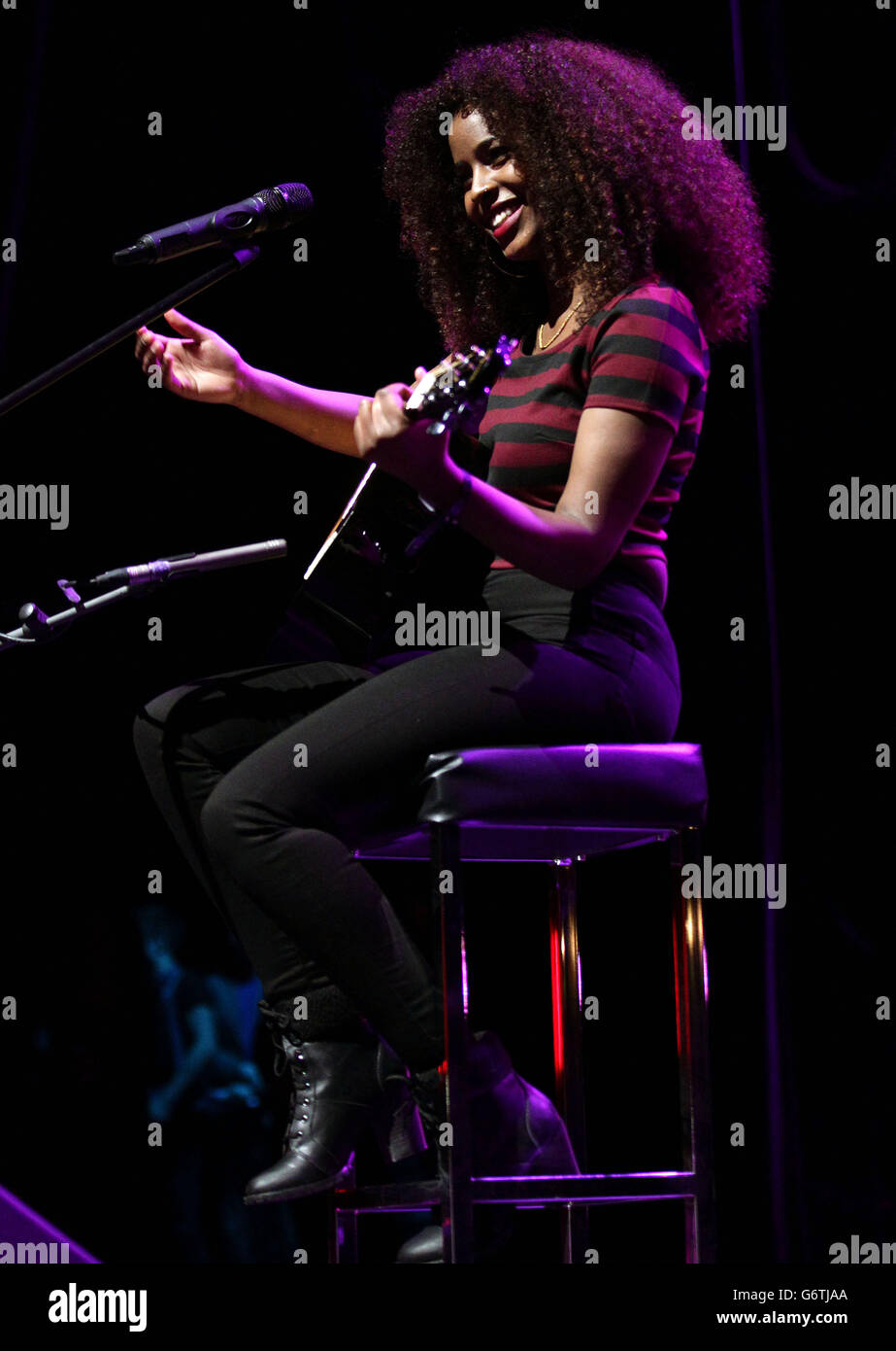 Performing competition hi-res stock photography and images - Alamy