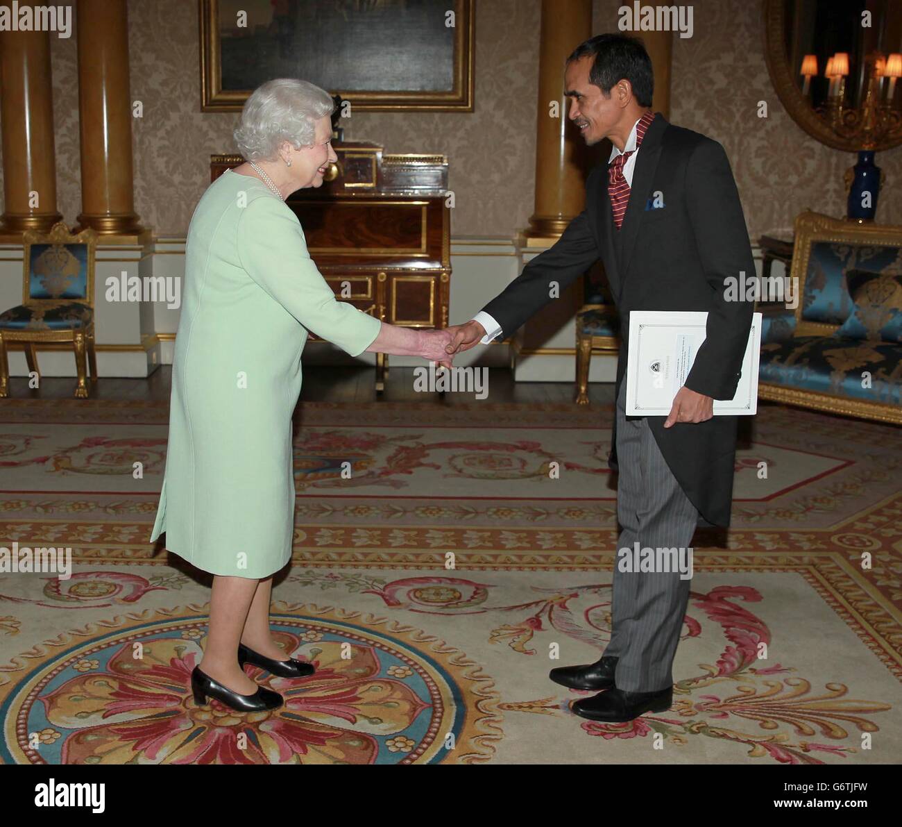 Queen Elizabeth II with His Excellency Mr Joaquim da Fonseca Ambassador ...