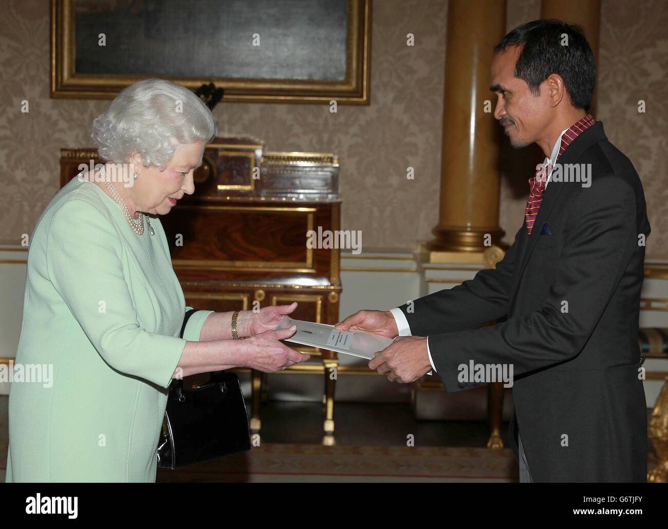 Queen Elizabeth II with His Excellency Mr Joaquim da Fonseca Ambassador ...