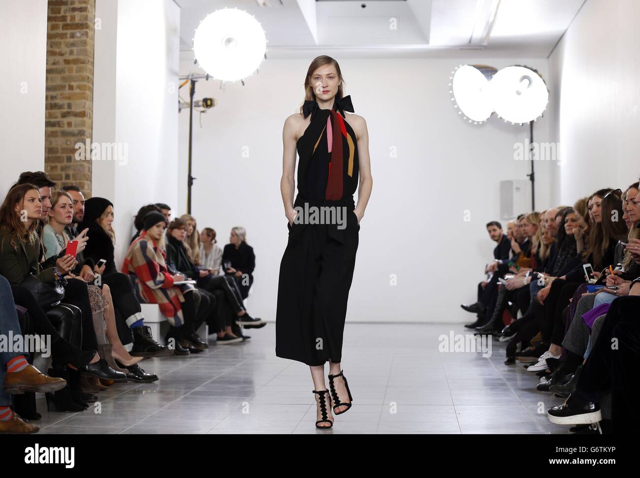 Issa Catwalk - London Fashion Week 2014 Stock Photo - Alamy