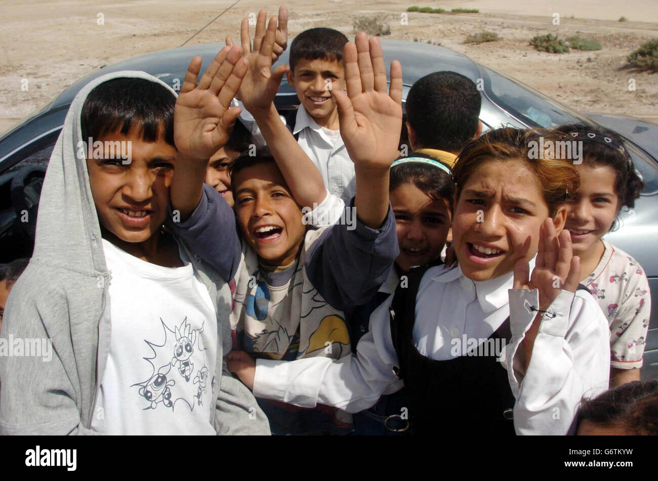 Iraqi children in Basra Stock Photo - Alamy