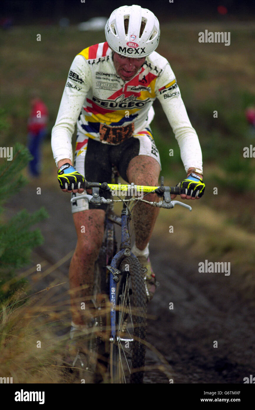 Tim gould peugeot team cannock chase mountain bike classic hi-res stock ...