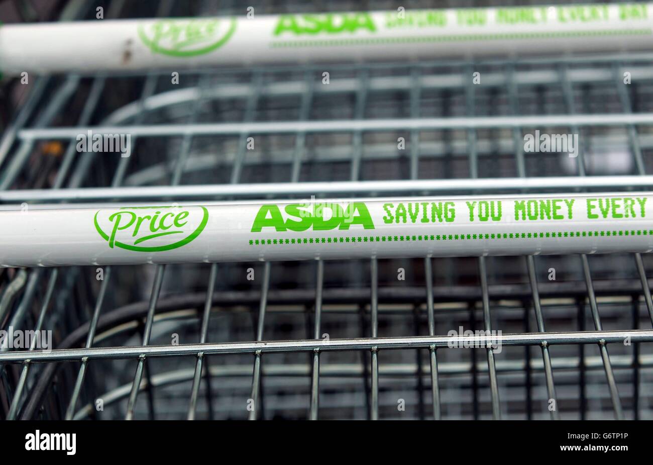 Asda london hi-res stock photography and images - Alamy
