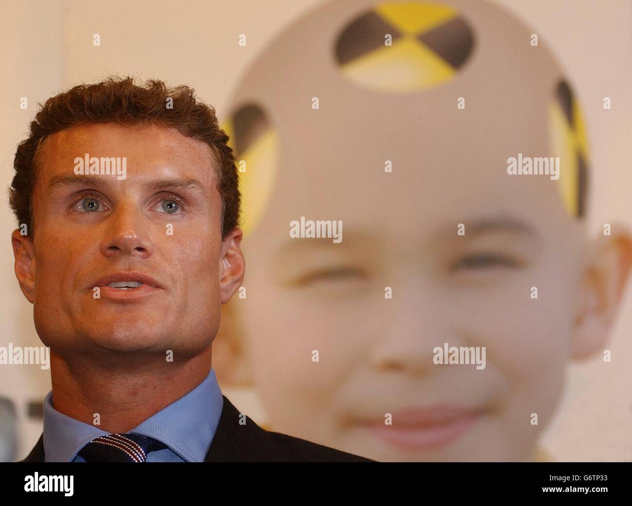 David coulthard formula 1 racing driver hi-res stock photography and ...