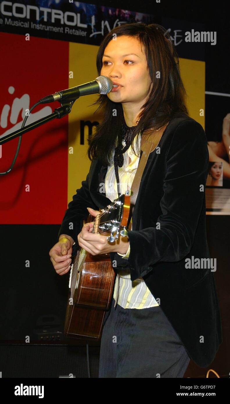 New Zealand singer Bic Runga performs live at Virgin Megastore in ...