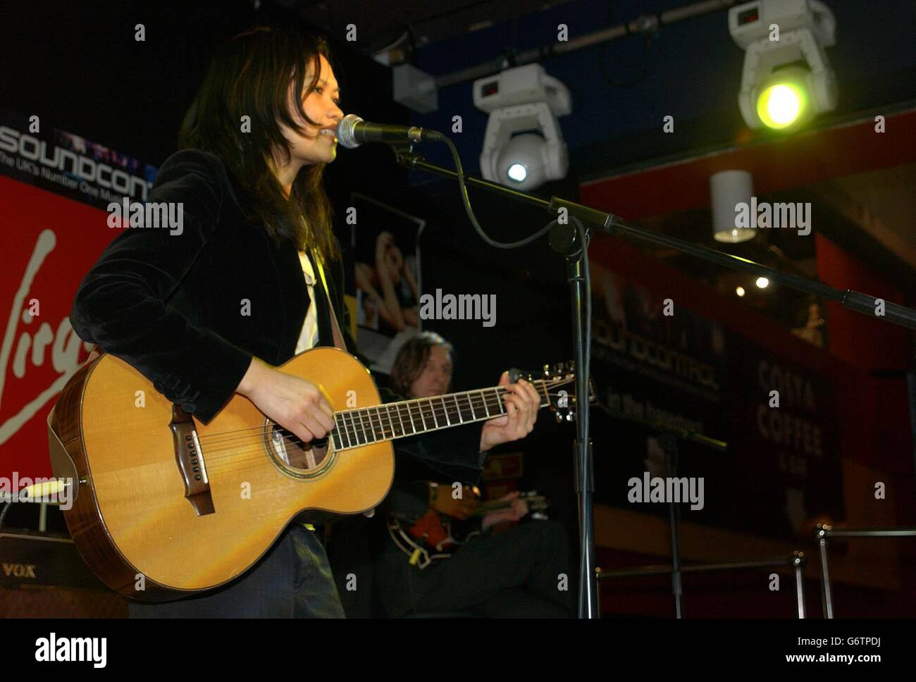 New Zealand singer Bic Runga performs live at Virgin Megastore in ...