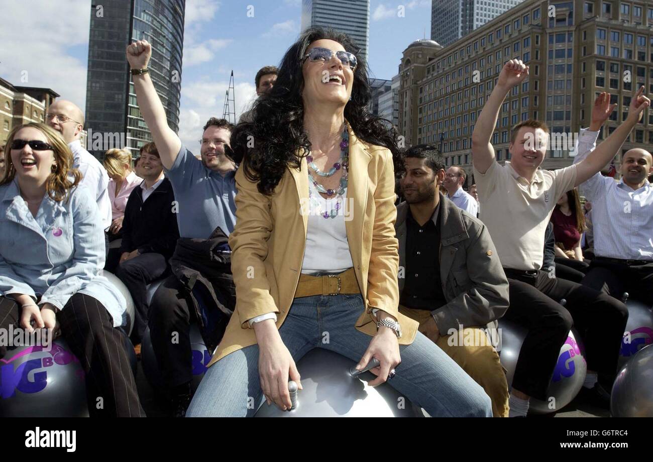 Nancy Dell'Olio space hoppers Guinness World Record Stock Photo - Alamy