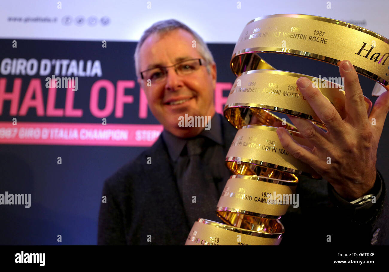 Irish Cyclist, Stephen Roche holds the Giro d'Italia trophy at ...