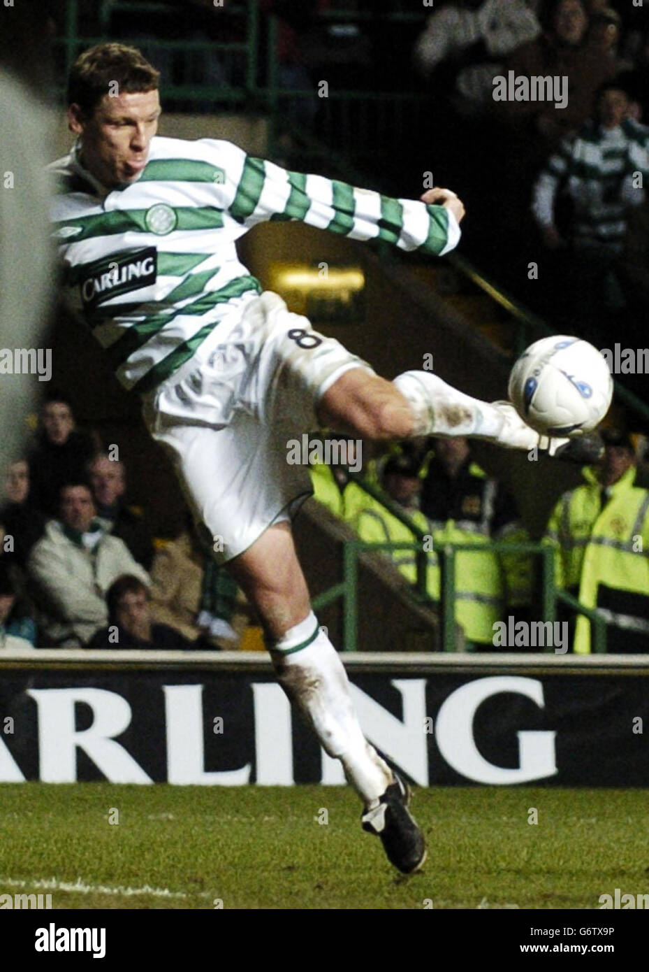 Football action alan thompson hi-res stock photography and images - Alamy