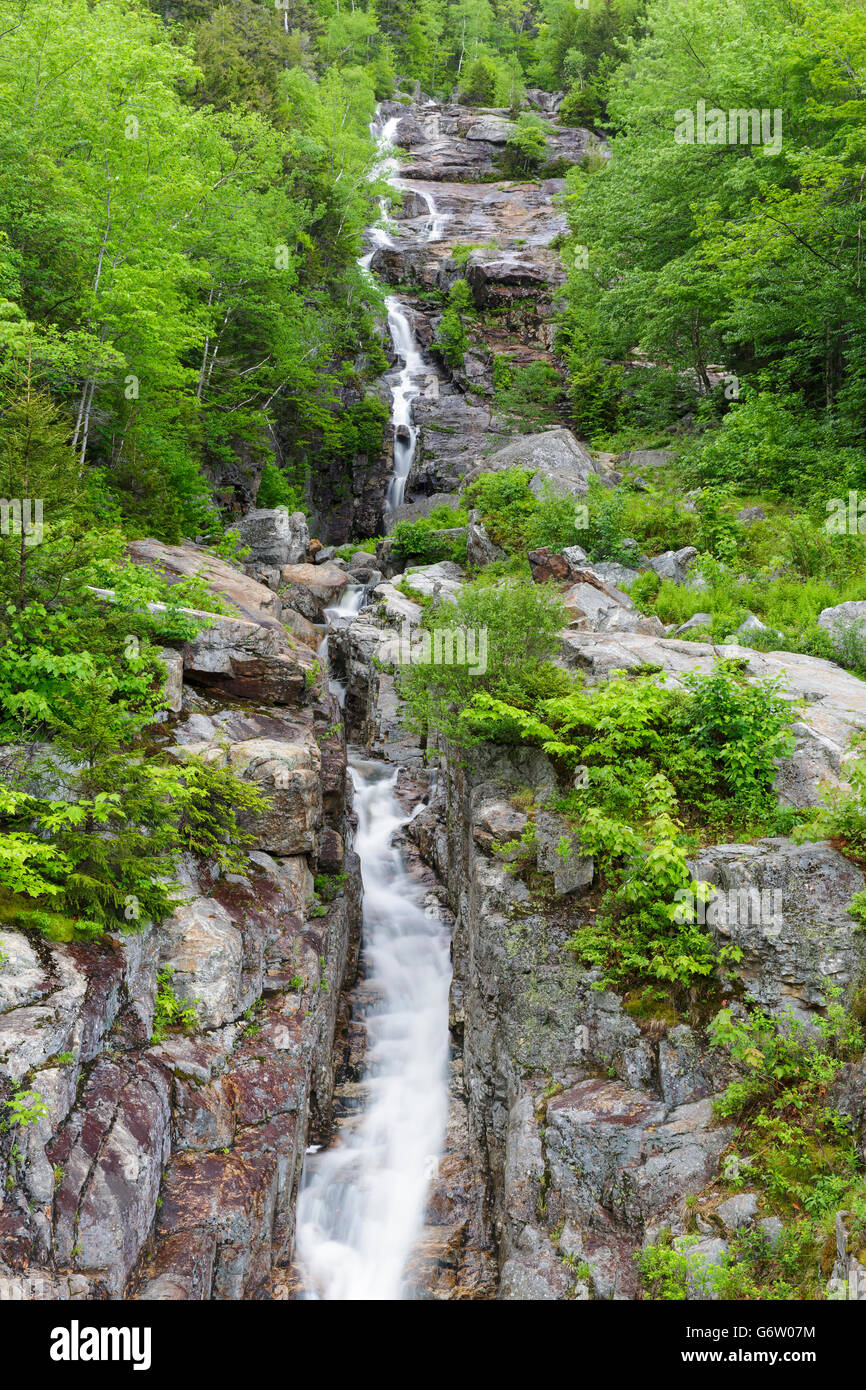 Silver Cascade in Crawford Notch State Park, New Hampshire USA during ...