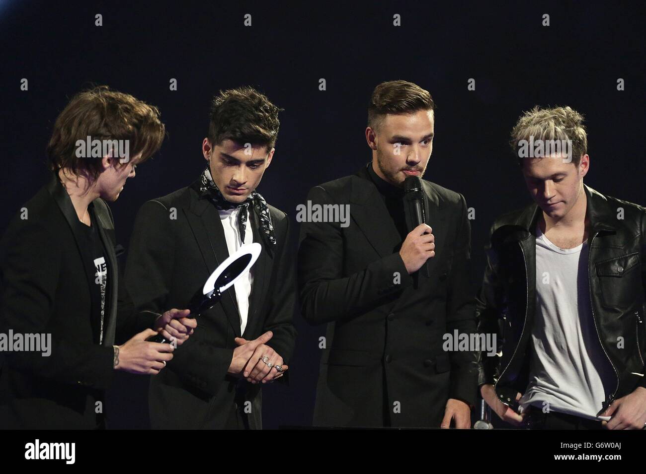 The brit awards one direction hi-res stock photography and images - Alamy