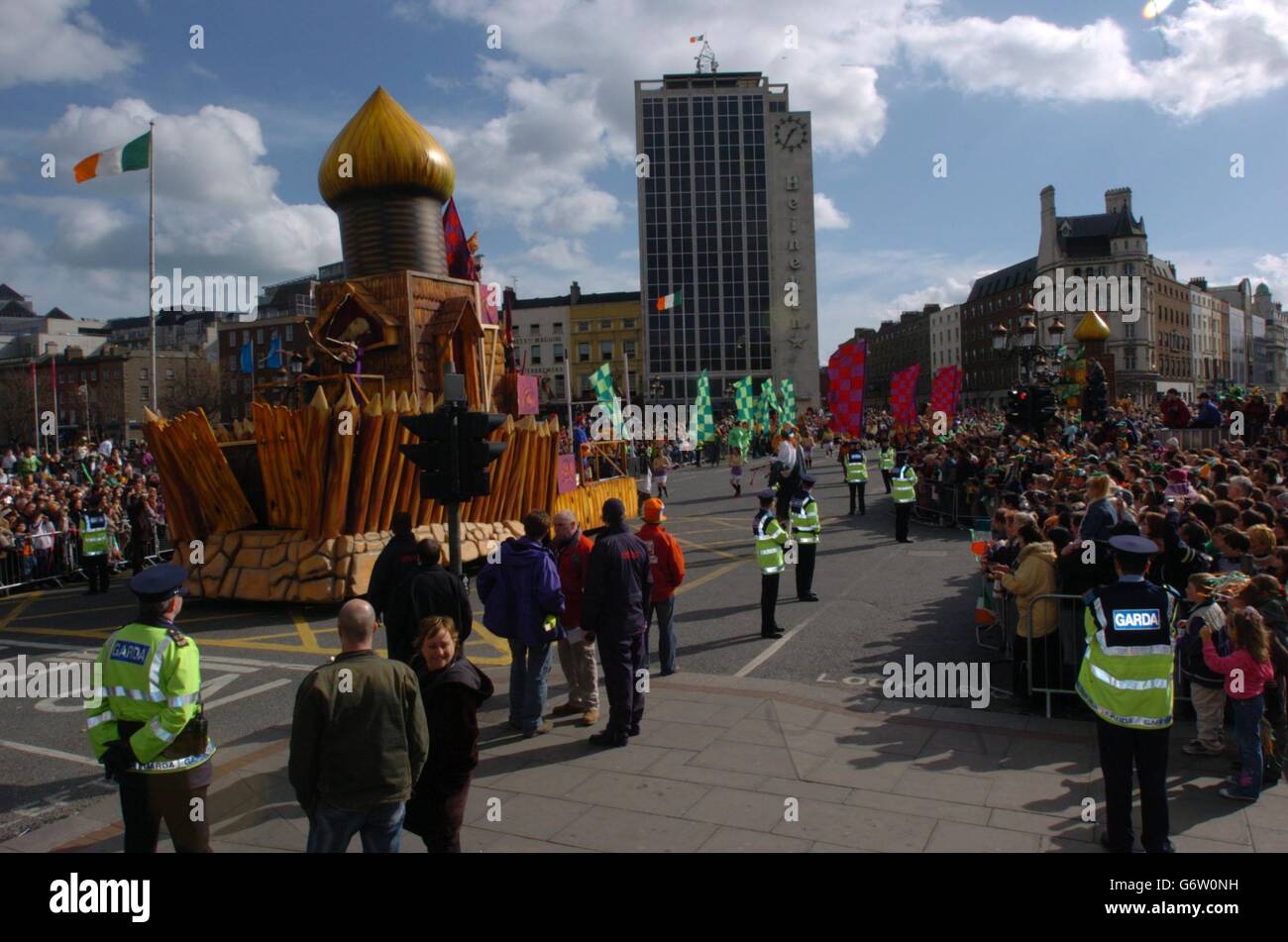 Float parade celebrating customs traditions hi-res stock photography ...