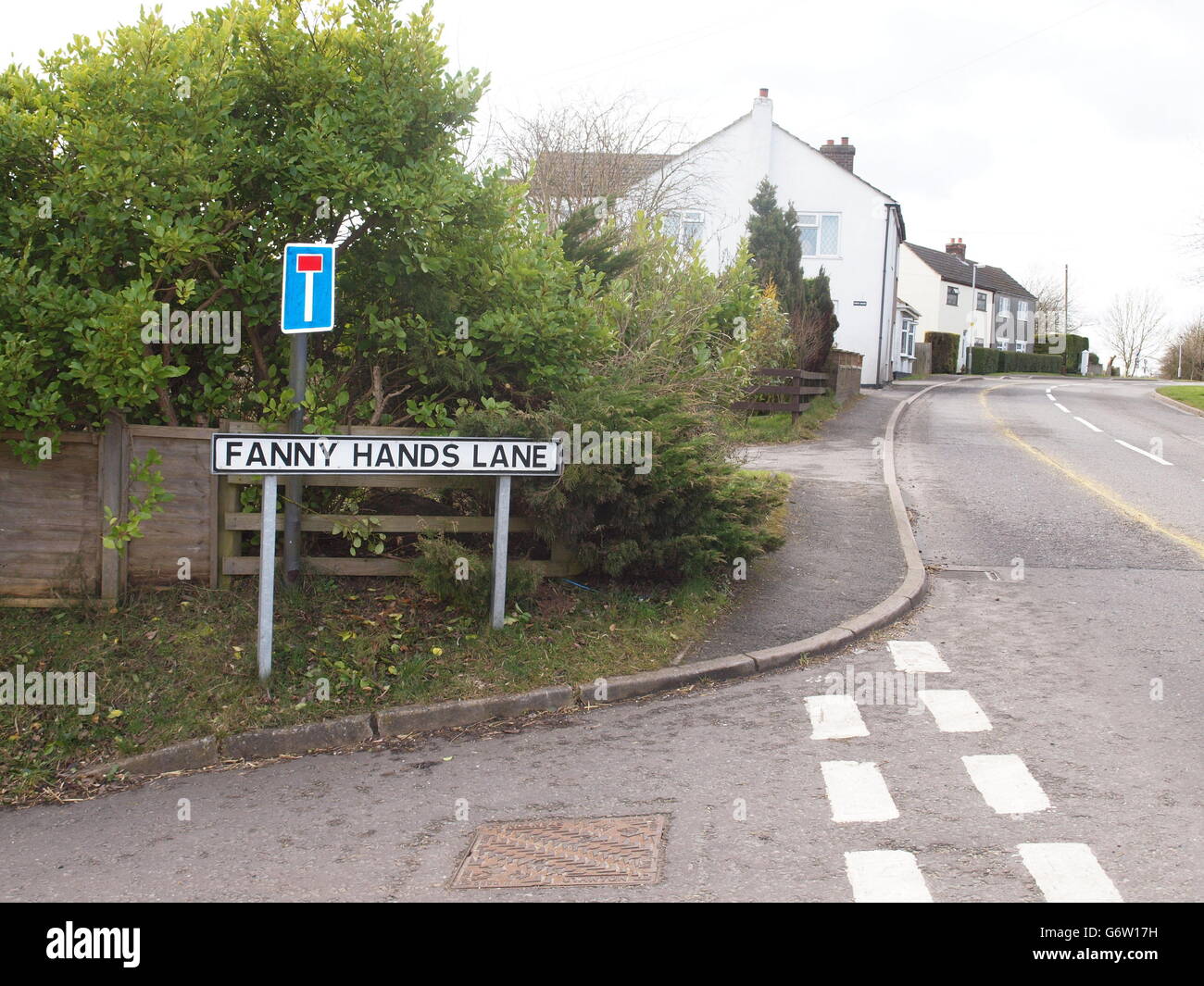 The street sign for Fanny Hands Lane in Ludford. Streets with rude ...
