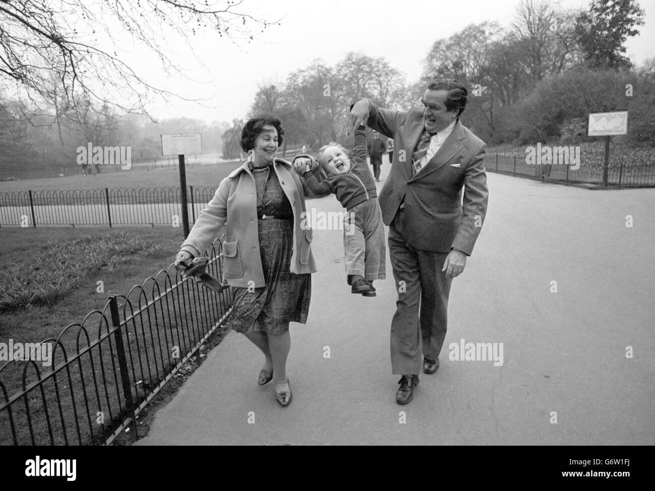 Denis healey and edna hi-res stock photography and images - Alamy