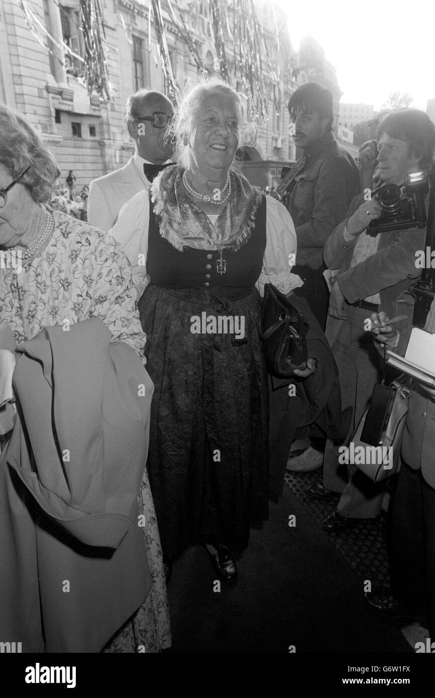 Maria von trapp hi-res stock photography and images - Alamy