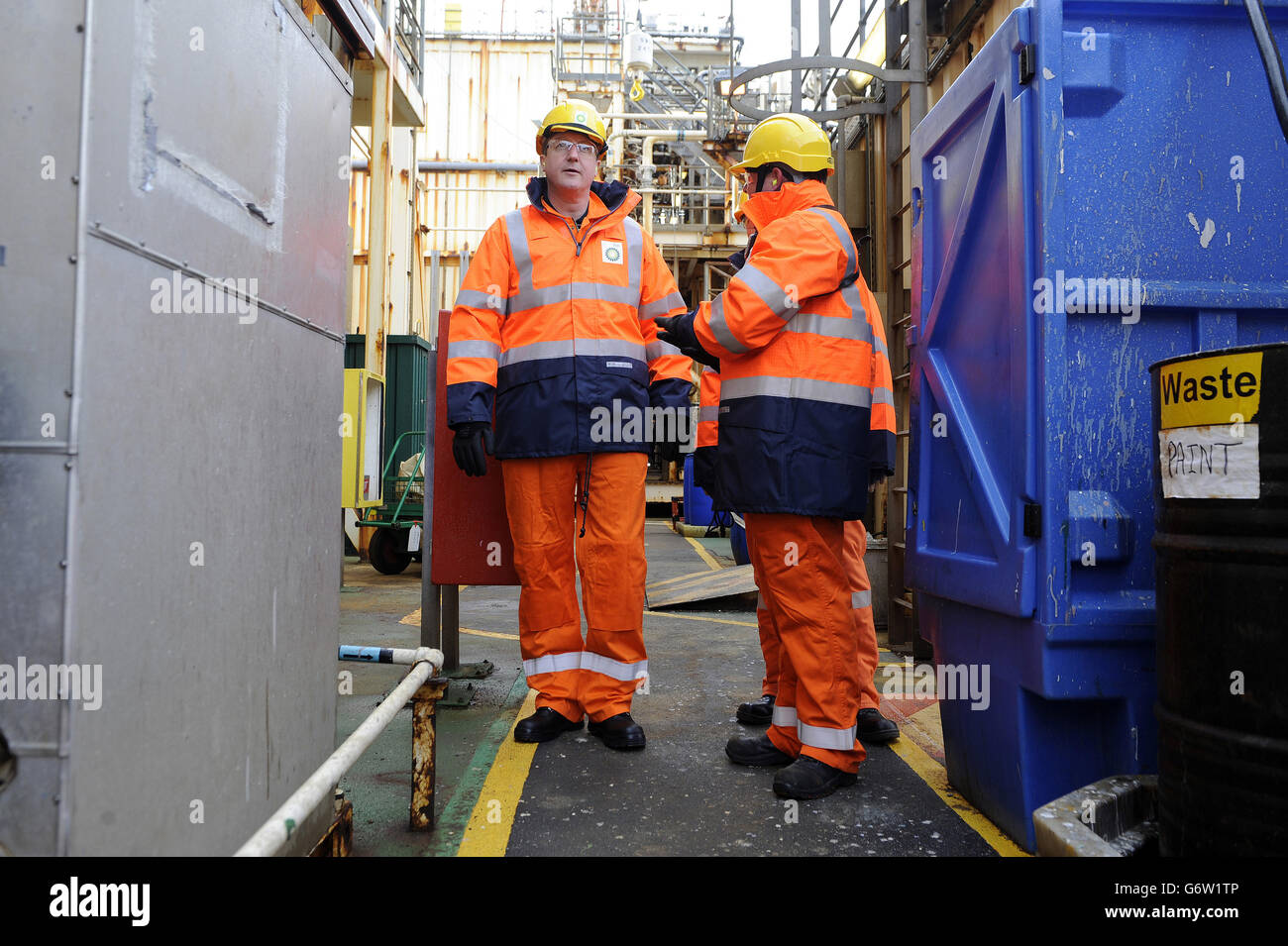 Prime Minister David Cameron (left) with BP offshore installation ...