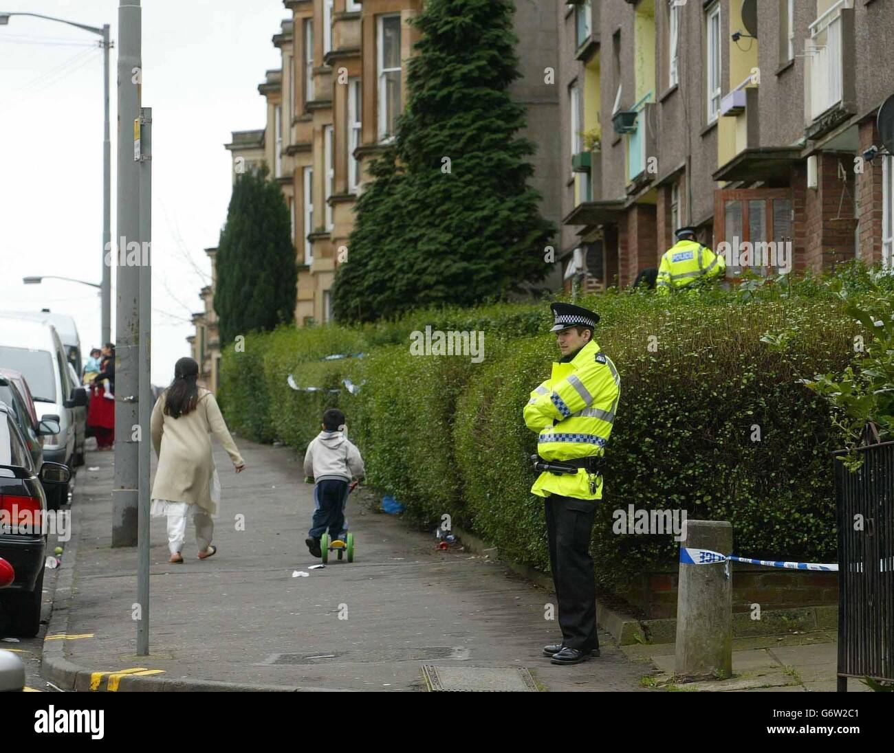 POLICE Abduction 1 Stock Photo - Alamy