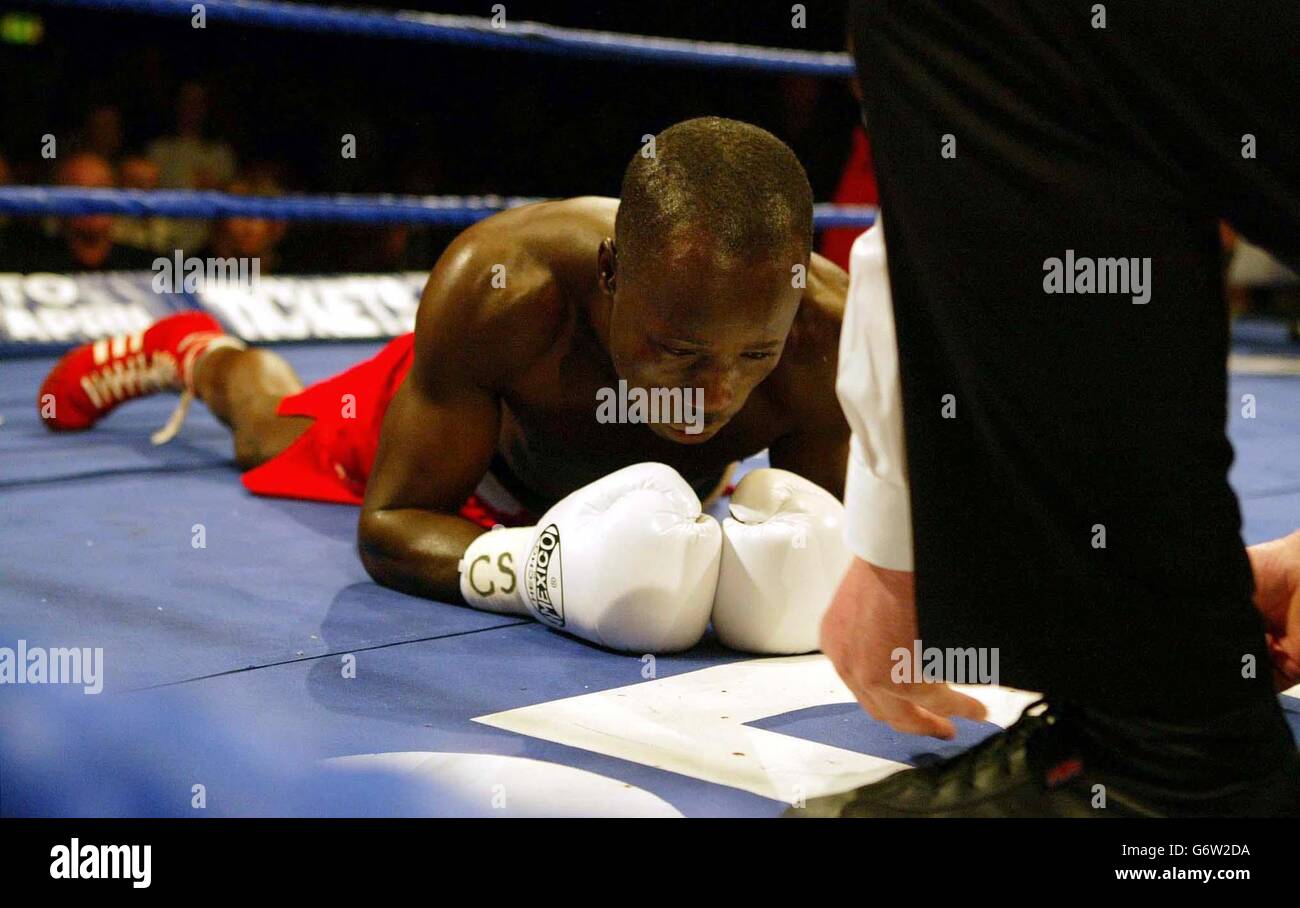 Ugandan Michael Kizza is counted out Stock Photo - Alamy
