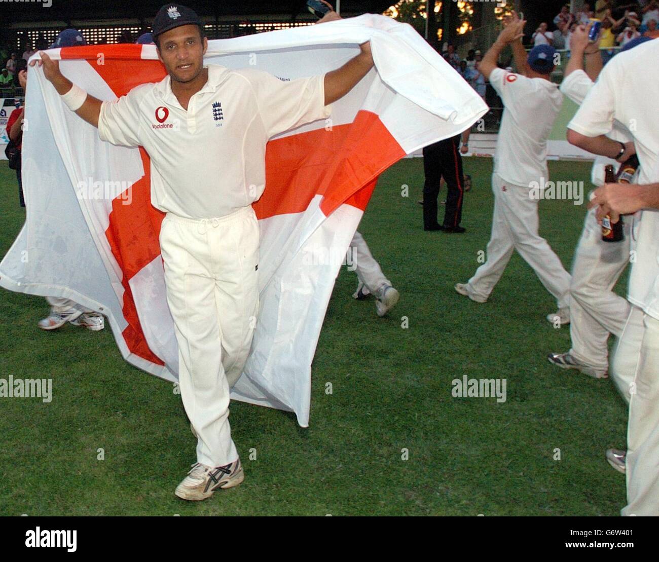 England cricketer Mark Butcher celebrates winning the 3rd Test and ...