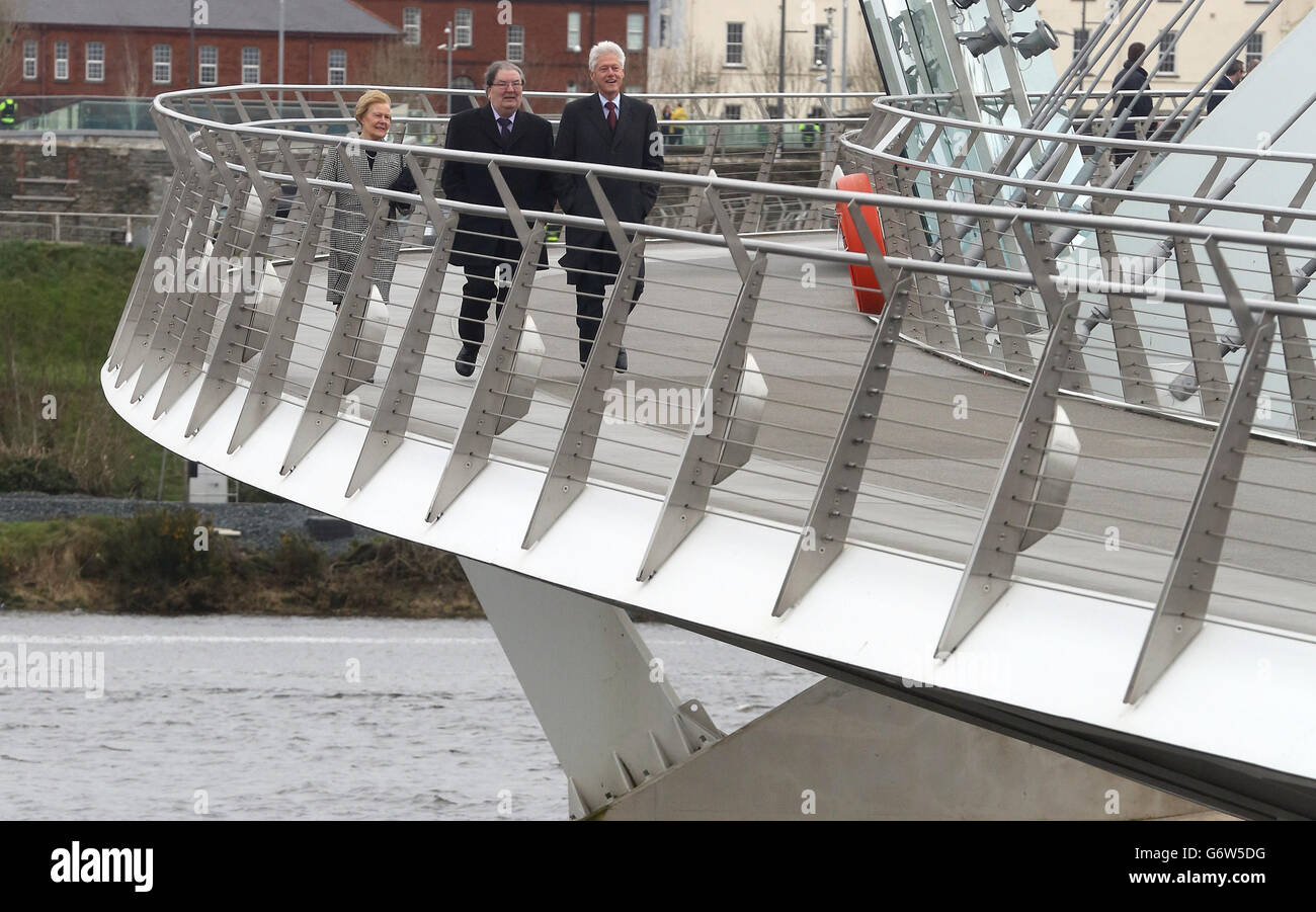 Former US President Bill Clinton with former SDLP leader John Hume and ...