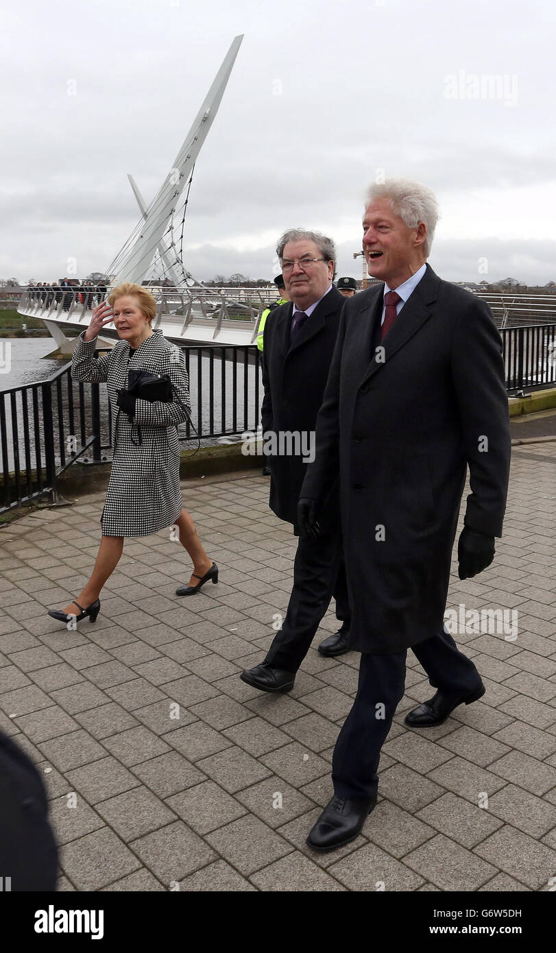 Former US President Bill Clinton with former SDLP leader John Hume and ...