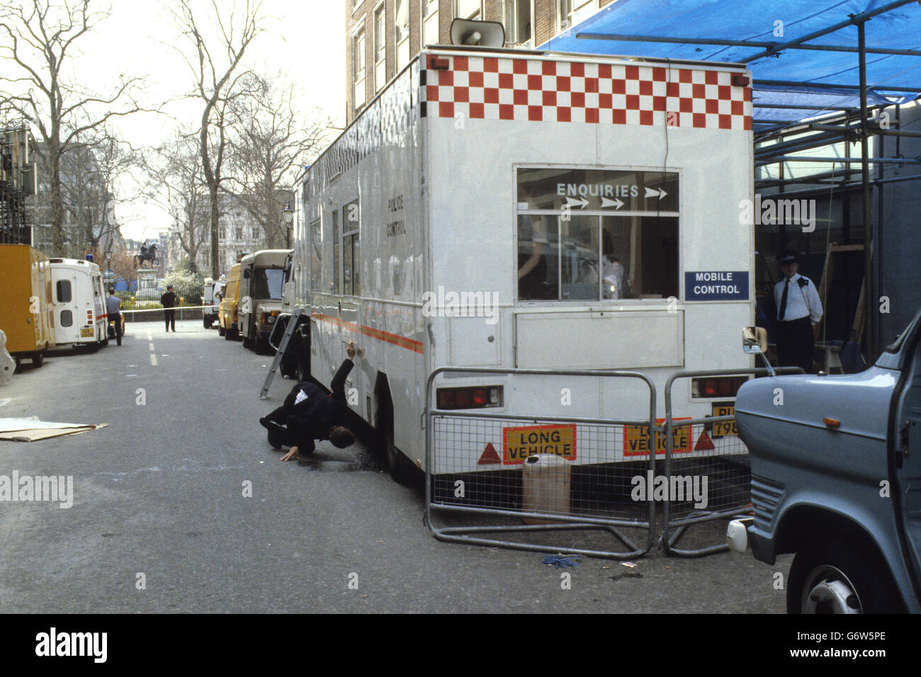 Crime - 1984 Libyan Embassy Siege - St James's Square, London Stock ...