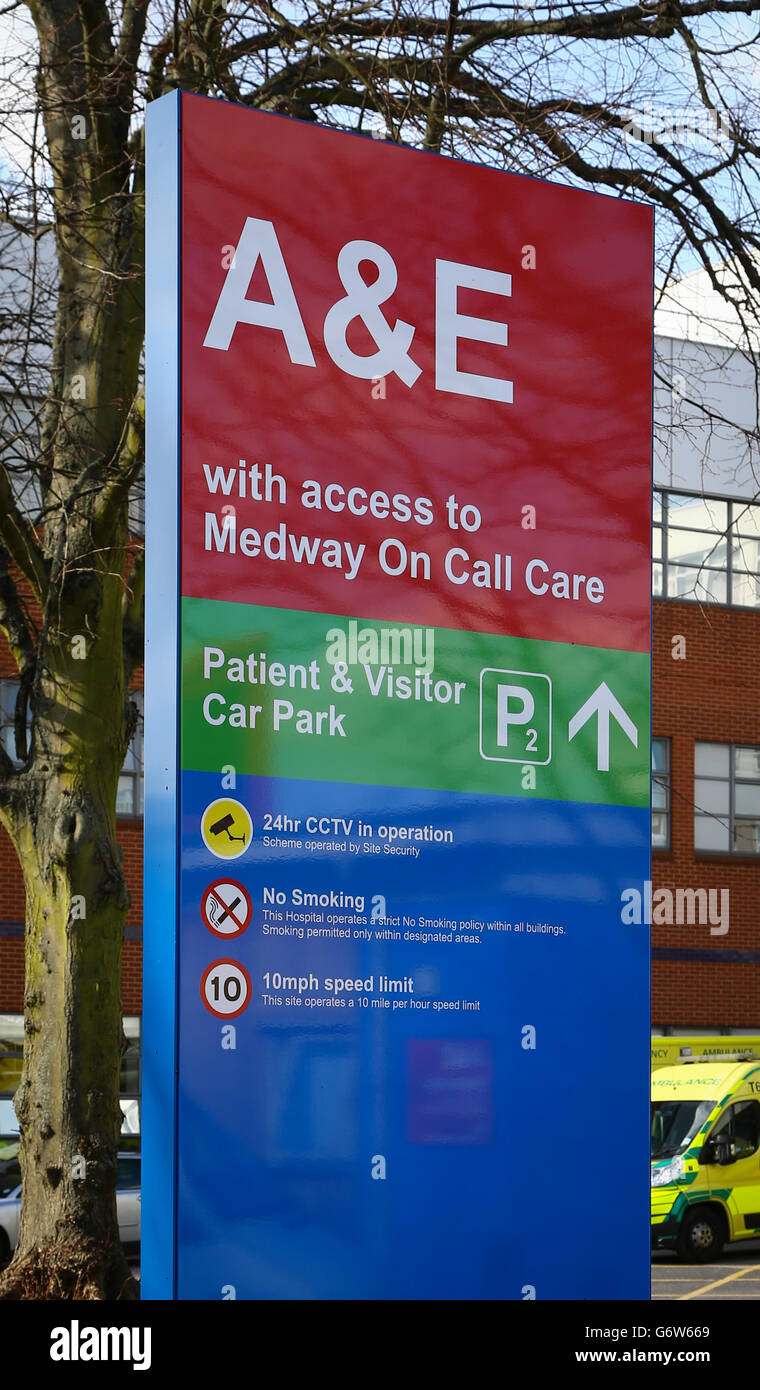 Special measures trust gets warning hi-res stock photography and images ...