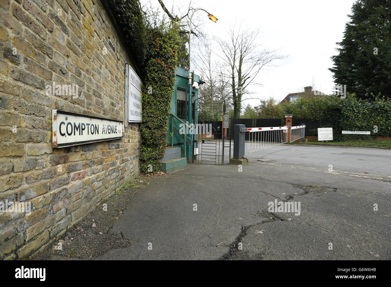Britains expensive streets. View of Compton Avenue, London, N6, one of ...
