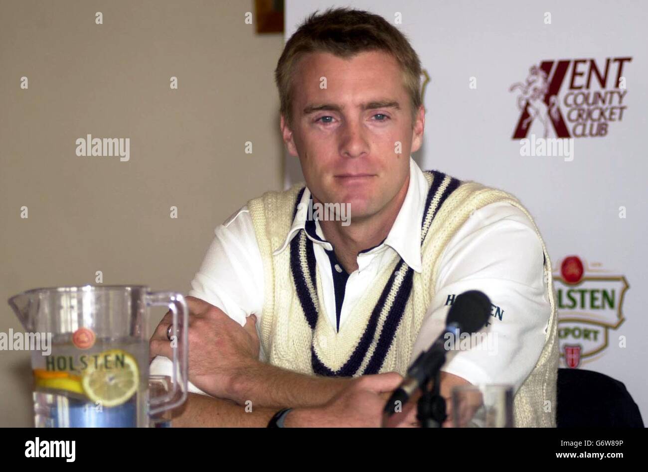 CRICKET Dave Fulton Stock Photo - Alamy