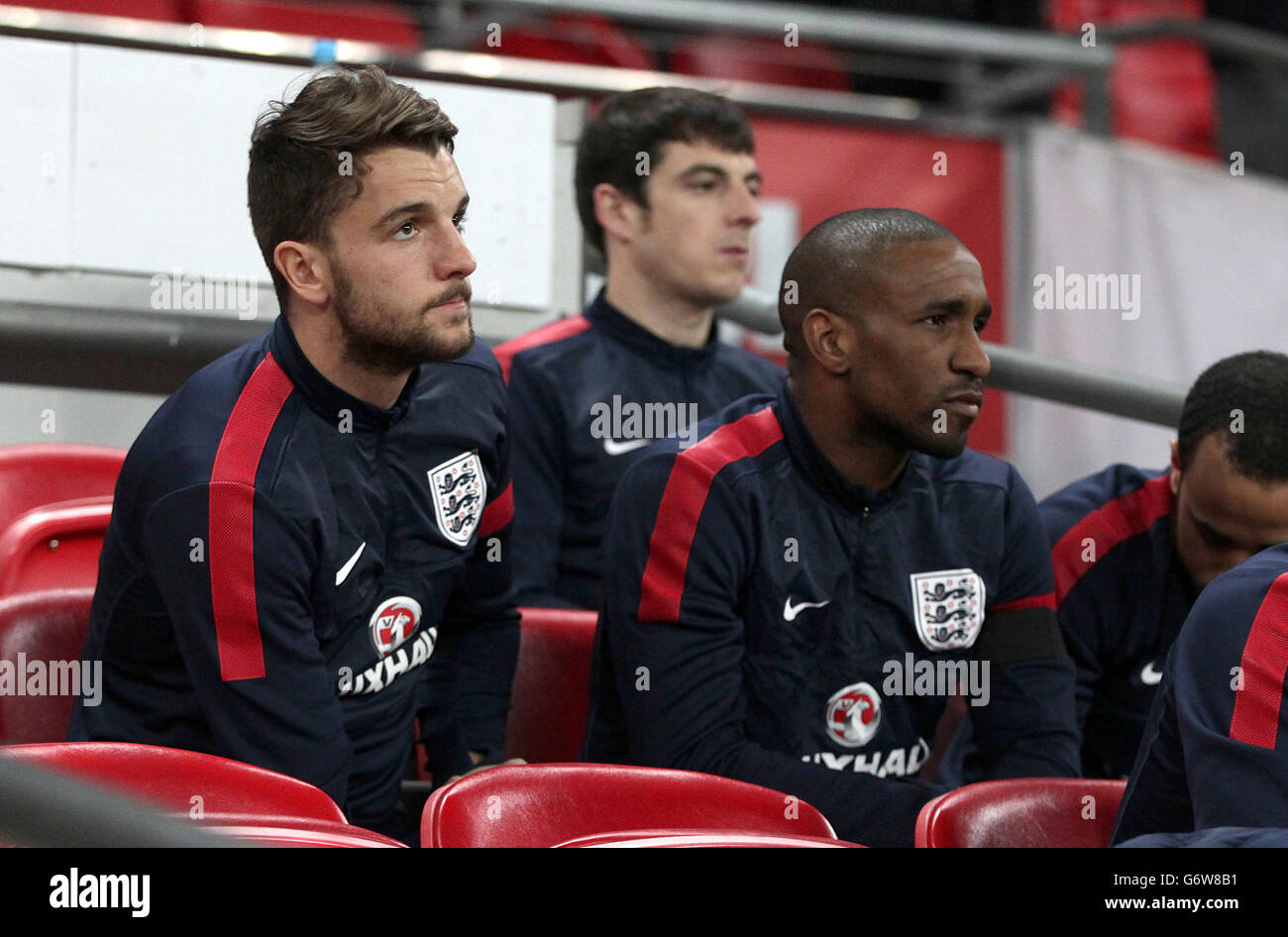 L r englands jay rodriguez hi-res stock photography and images - Alamy