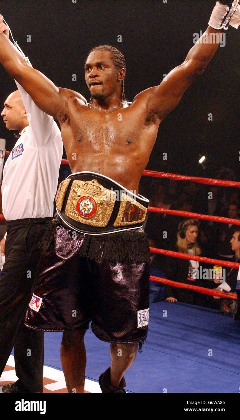Britain's Audley Harrison celebrates after his fourth round knock out ...